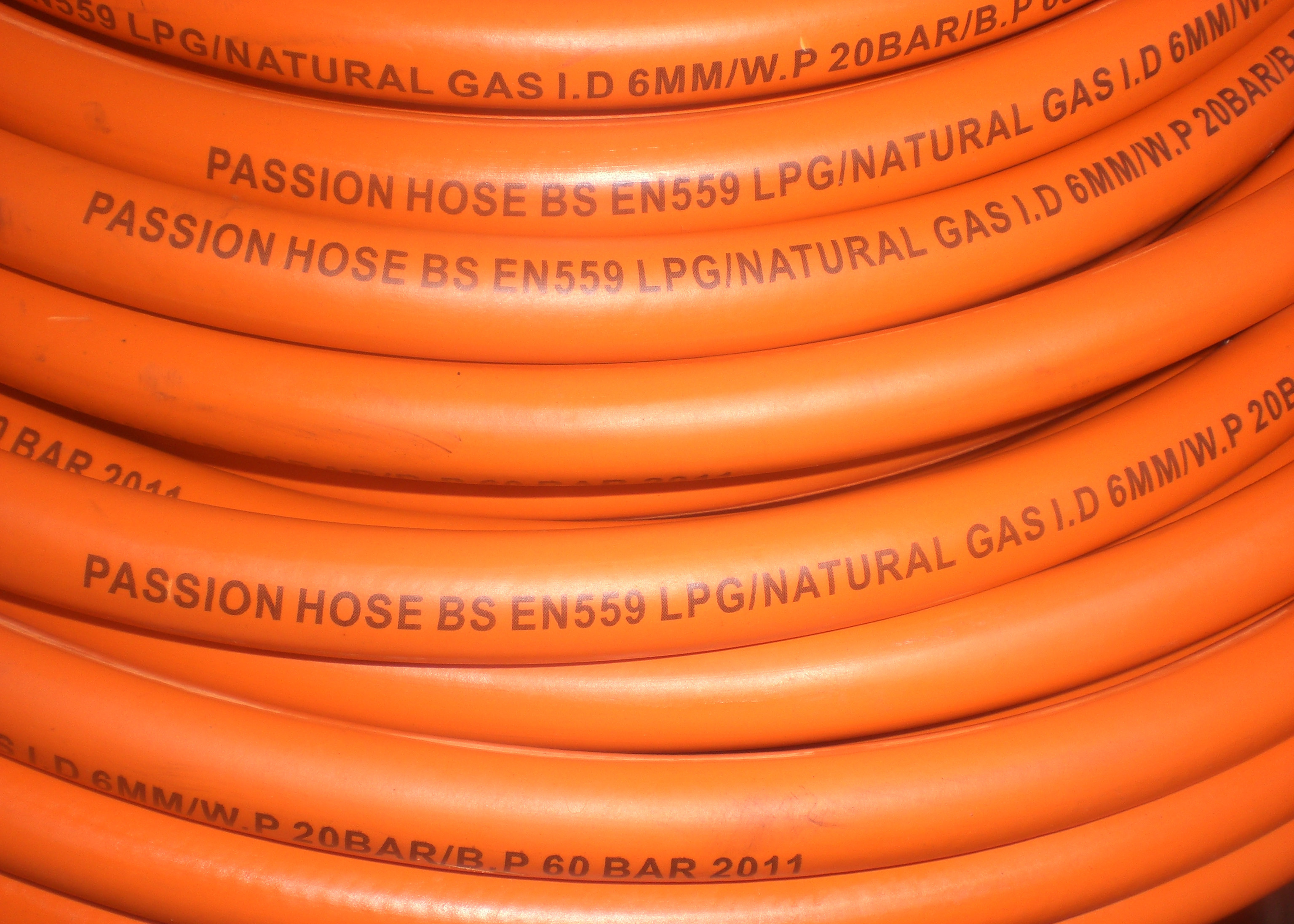Fiber Braided Reinforced LPG Gas Hose Pipe , 1 / 4 " Gas Hose Smooth Surface